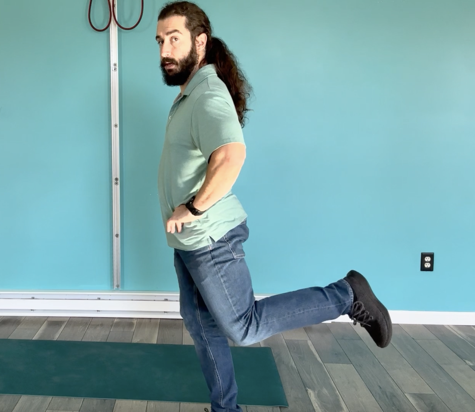 Hip with Hip Mobility | Mobility-Doc