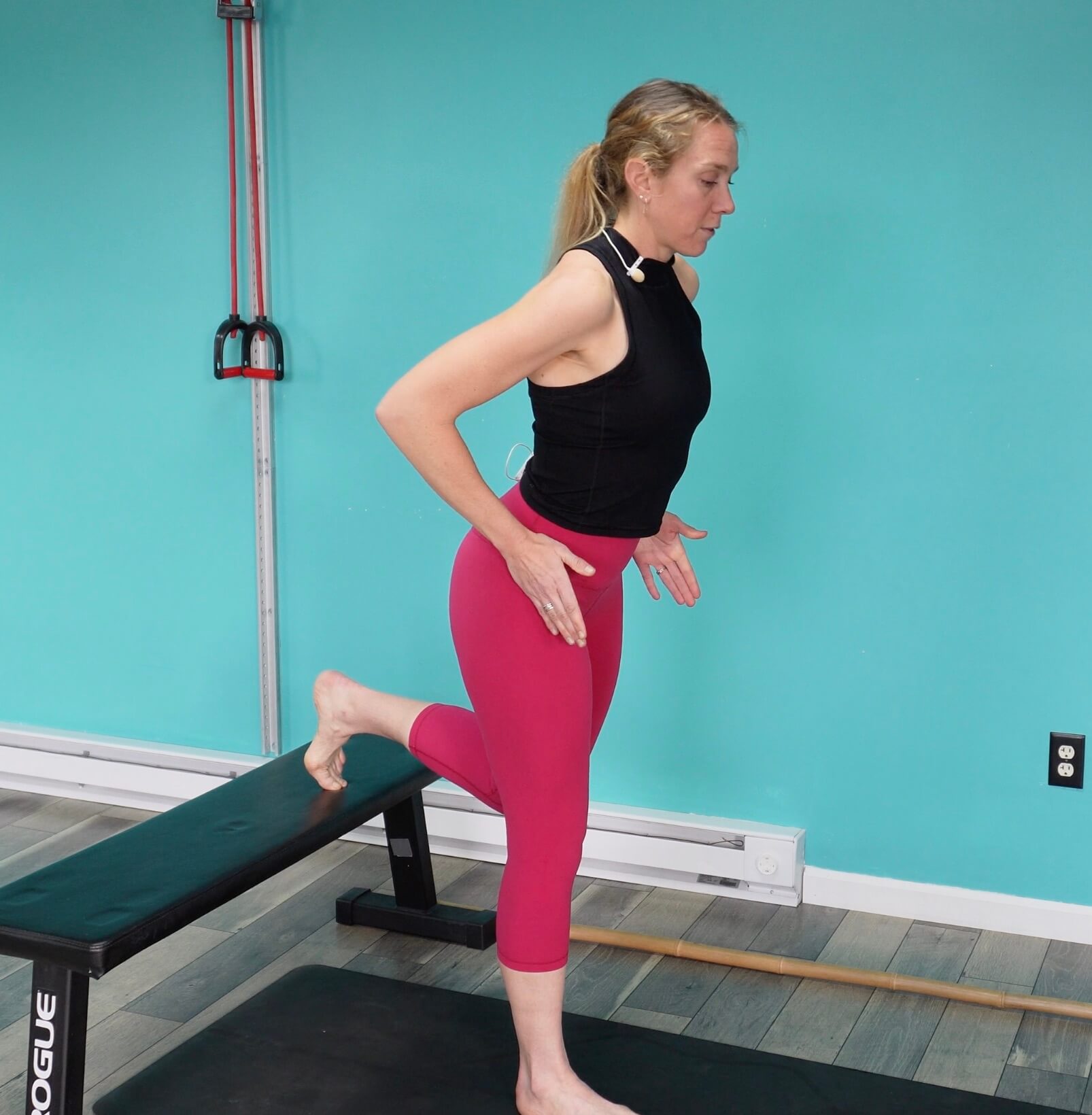 Hip Hinge Exercises: Romanian Deadlift Progression | Mobility-Doc