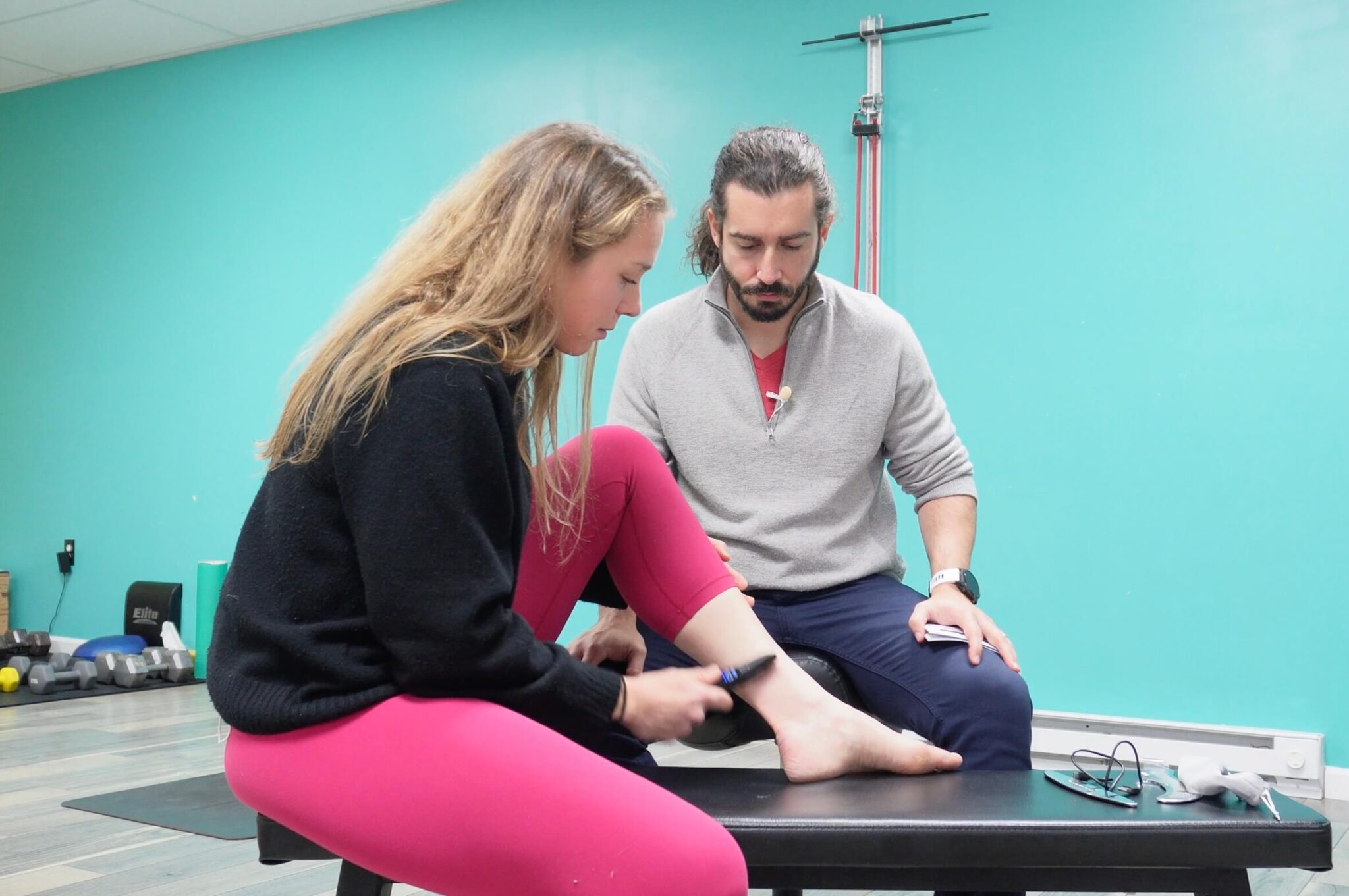 Achedaway Scraper Review: Hear A Physical Therapist’s Opinion ...